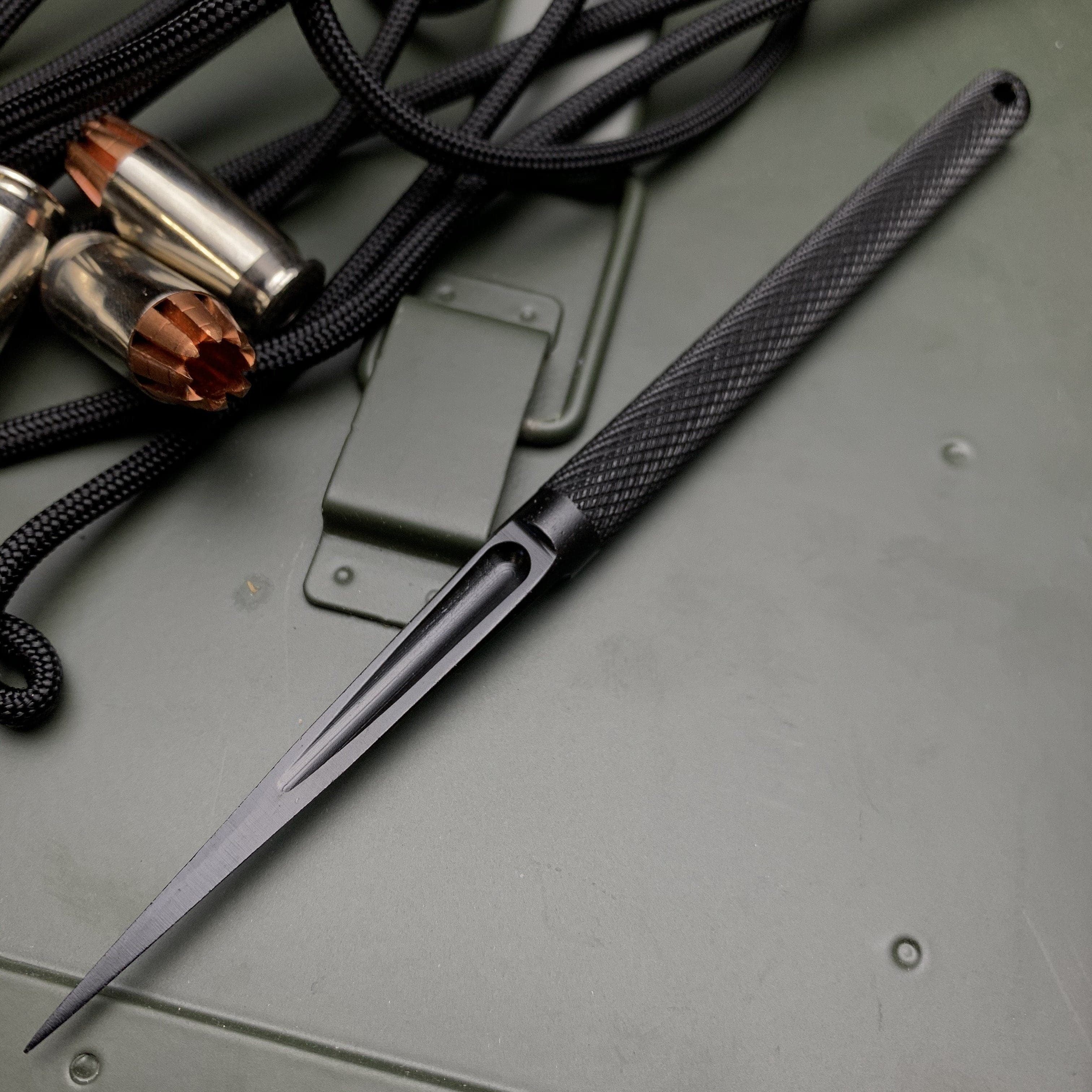 VT Mini Pike Tri-Dagger